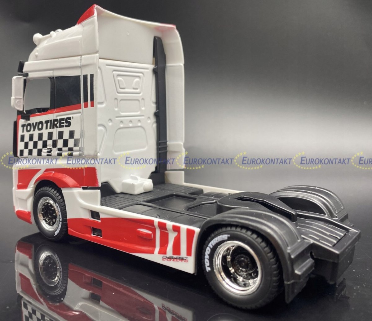 Mercedes Actros Gigaspace Custom Cabs Bburago 1:43 - Bburago | Sklep ...